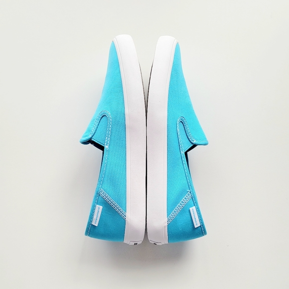 Converse | Shoes | Converse Rio Slip Gnarly Bluewhite Canvas Slip ...